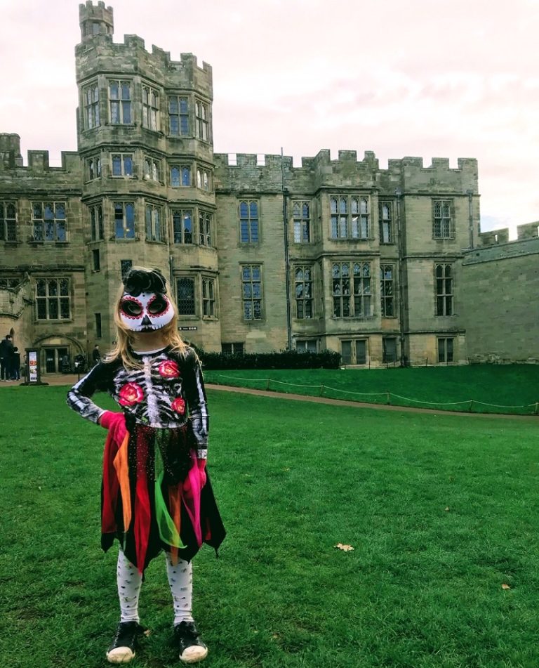 Visiting Warwick Castle: How to get the most our of your day